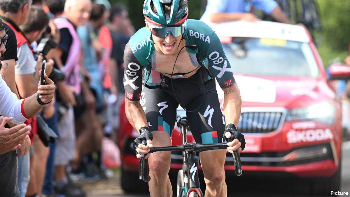 Jai Hindley over the moon with "once-in-a-career opportunity" to race ...
