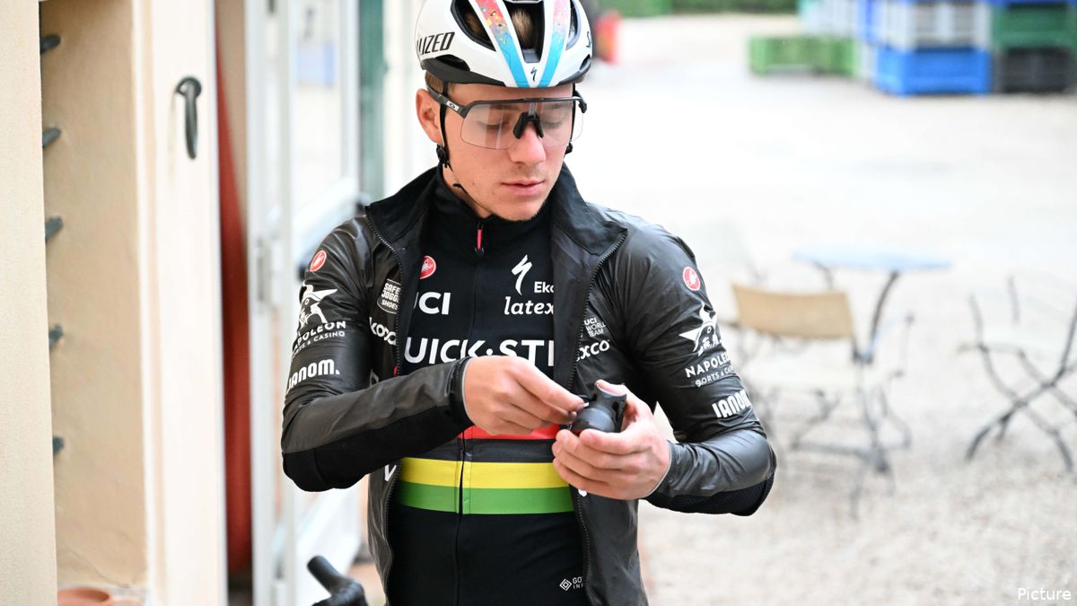 "CX training" - Remco Evenepoel prepares for 2024 season in Spain ...