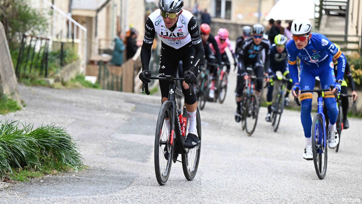 George Bennett says goodbye to his soon-to-be former employer UAE Team ...