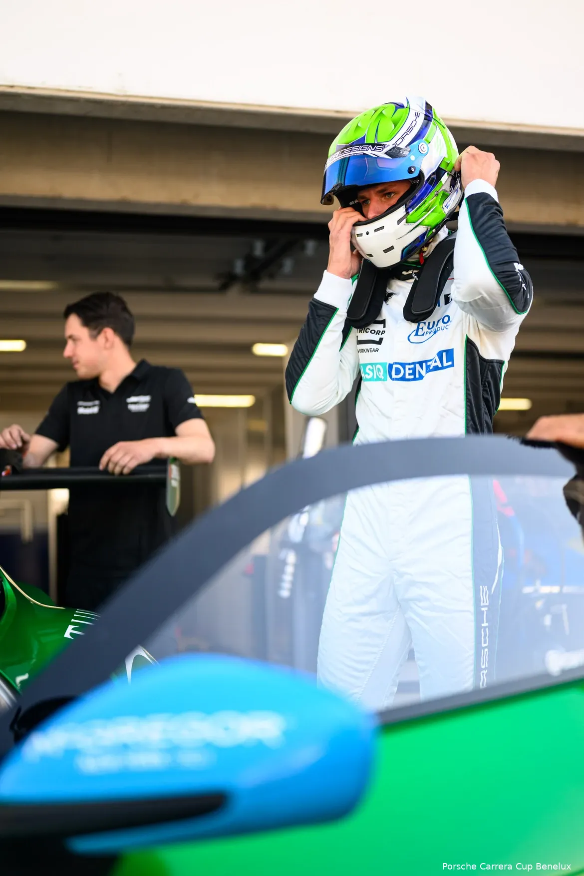 Van Eijndhoven (21) klimt razendsnel de Porsche-ladder op: 'Die kans ...