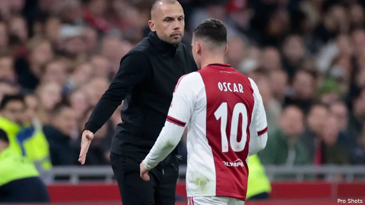 Gloukh gefrustreerd na wissel: 'Misschien zal de trainer het in de ...