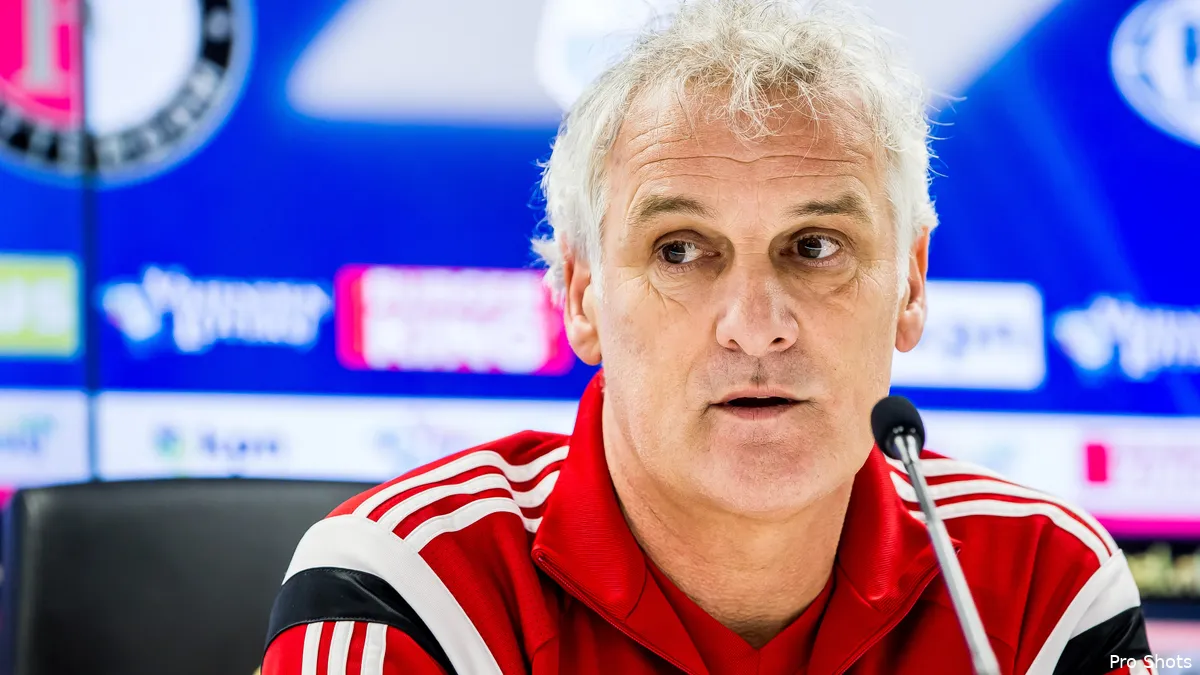 Rutten: ''Als je het Feyenoord-embleem draagt, moet je winnen'' | FR12.nl