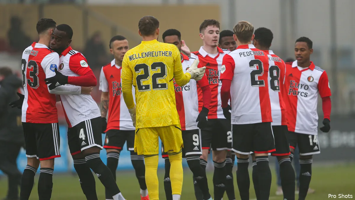 Opstelling Feyenoord: Karim en Sauer starten | FR12.nl