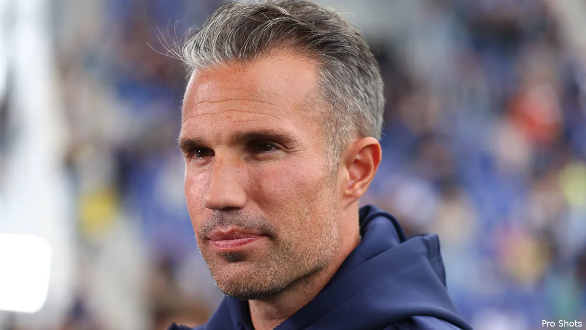 Van Persie: "Het is mooi om die jonge jongens aan het werk te zien ...