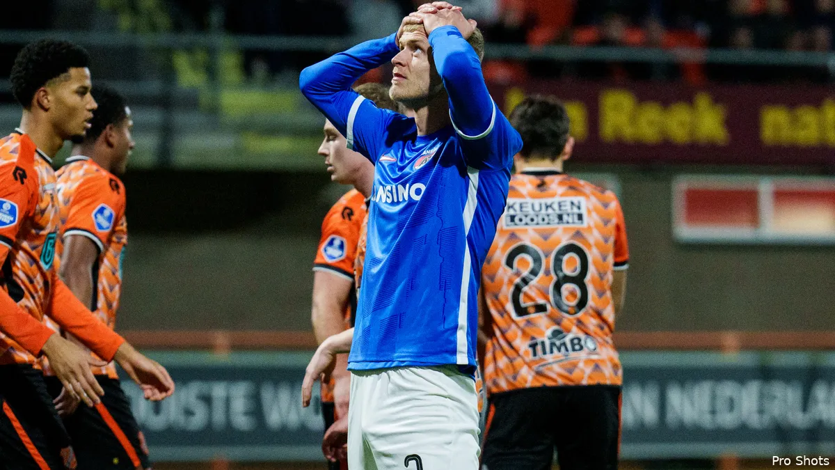 AZ verzuimt om aan kop te komen na gelijkspel in Volendam