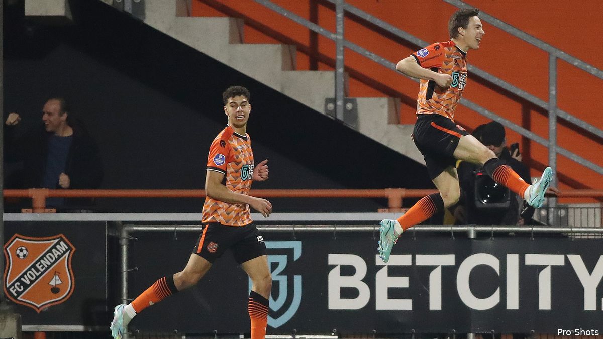 'Eiting en FC Volendam staan lijnrecht tegenover elkaar over lichten ...