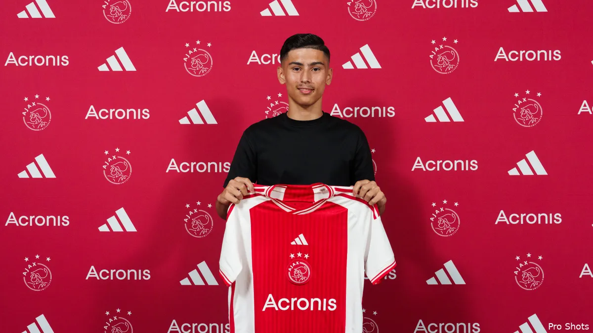 Ajax O17 wint met ruime cijfers van Alphense Boys O17 dankzij ...
