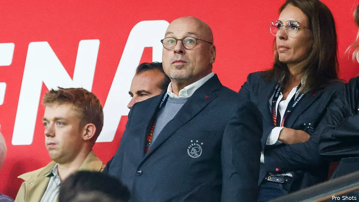 Hendriks doet eindelijk zijn verhaal: 'Zonde hoe Ajax soms gevangen ...