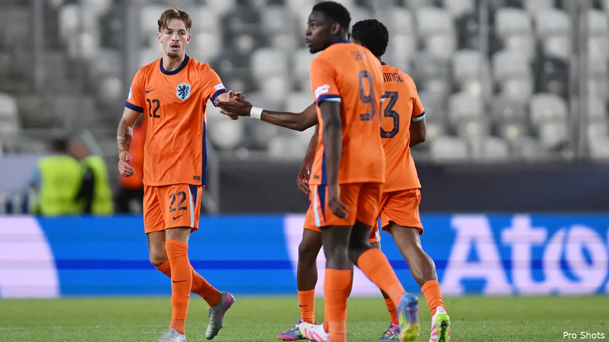 Invaller Valente helpt Jong Oranje aan zwaarbevochten punt tegen Jong ...
