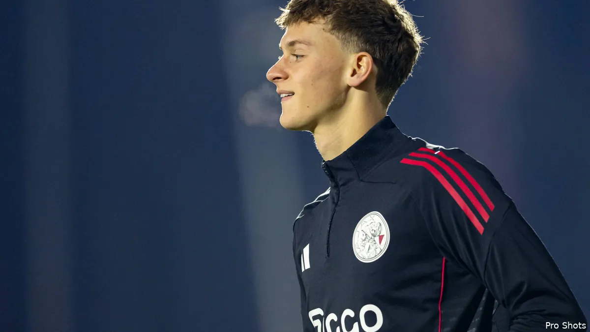 Geruchtenmolen: 'Ajax licht koopoptie niet; Ibrahimović vertrekt ...