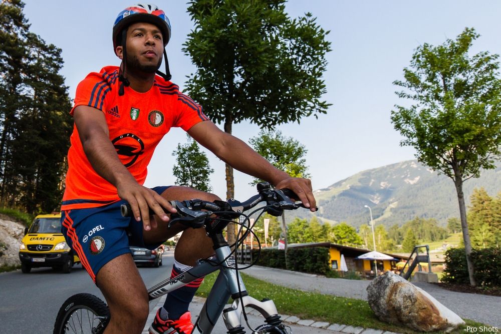 Incident Vilhena raakt Clasie: ''Een regelrechte schande'' | FR12.nl Incident Vilhena raakt Clasie: ''Een regelrechte schande'' | FR12.nl