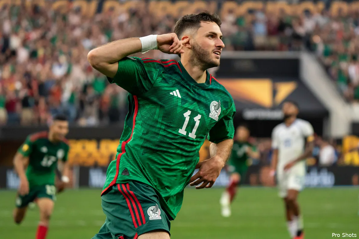Gimenez verliest met Mexico in blessuretijd van Brazilië | FR12.nl