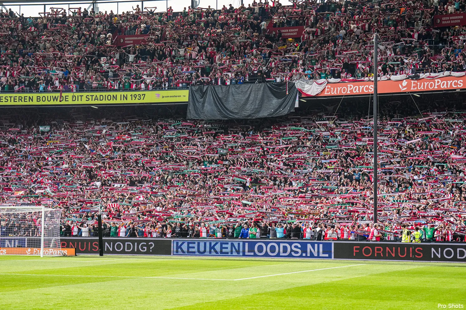 Het laatste Feyenoord nieuws op FR12.nl