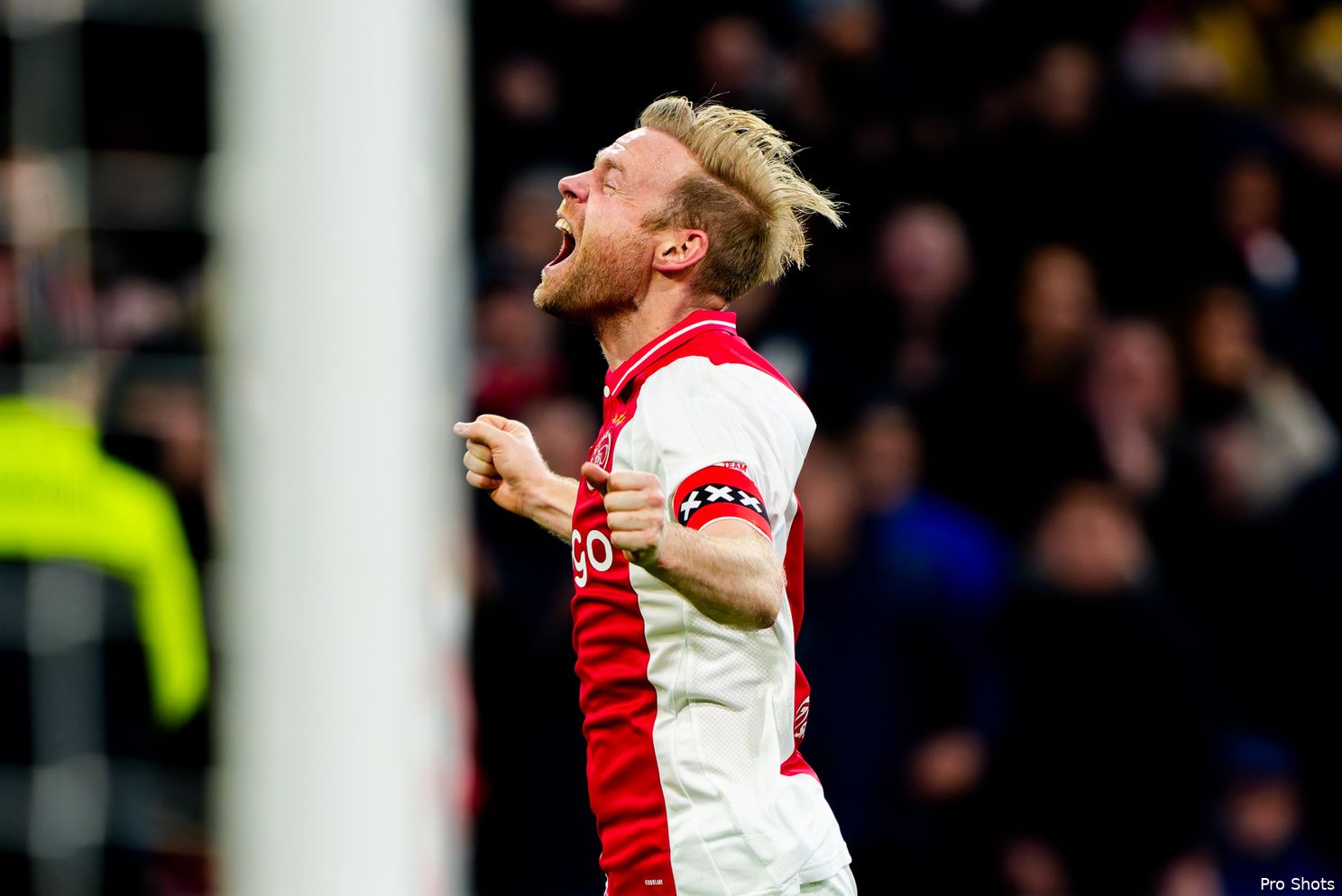 NB: 'Ajax speelt een stuk dominanter dan in de voorgaande weken'