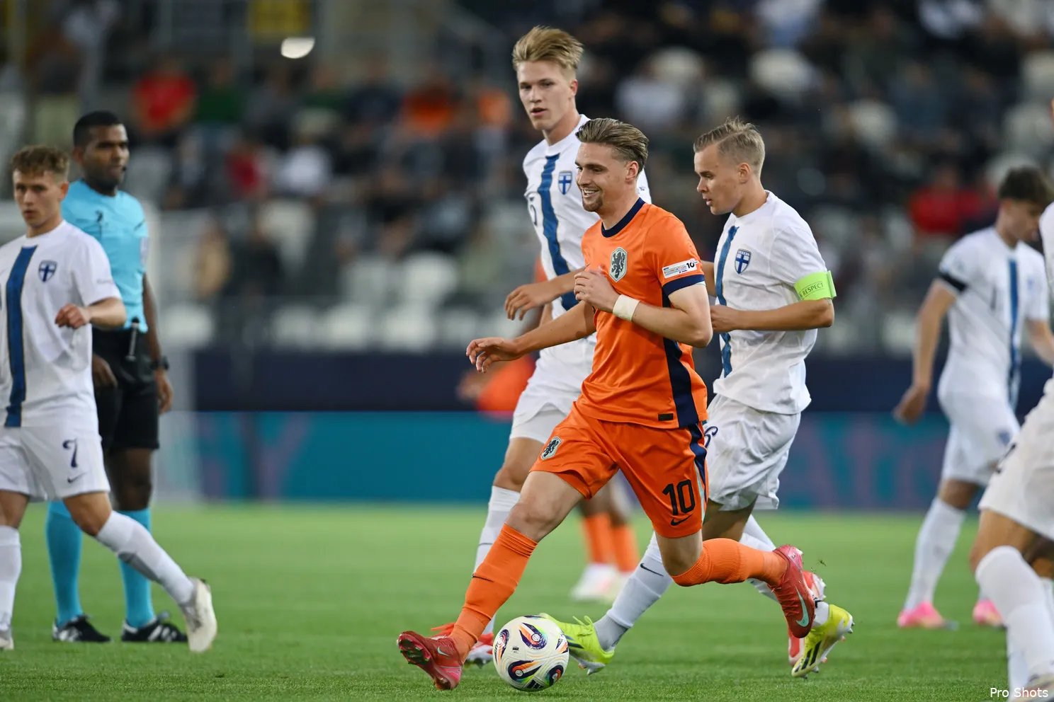 Interlands: Ajacieden Nederland O19 met EK-titel op zak terug naar huis