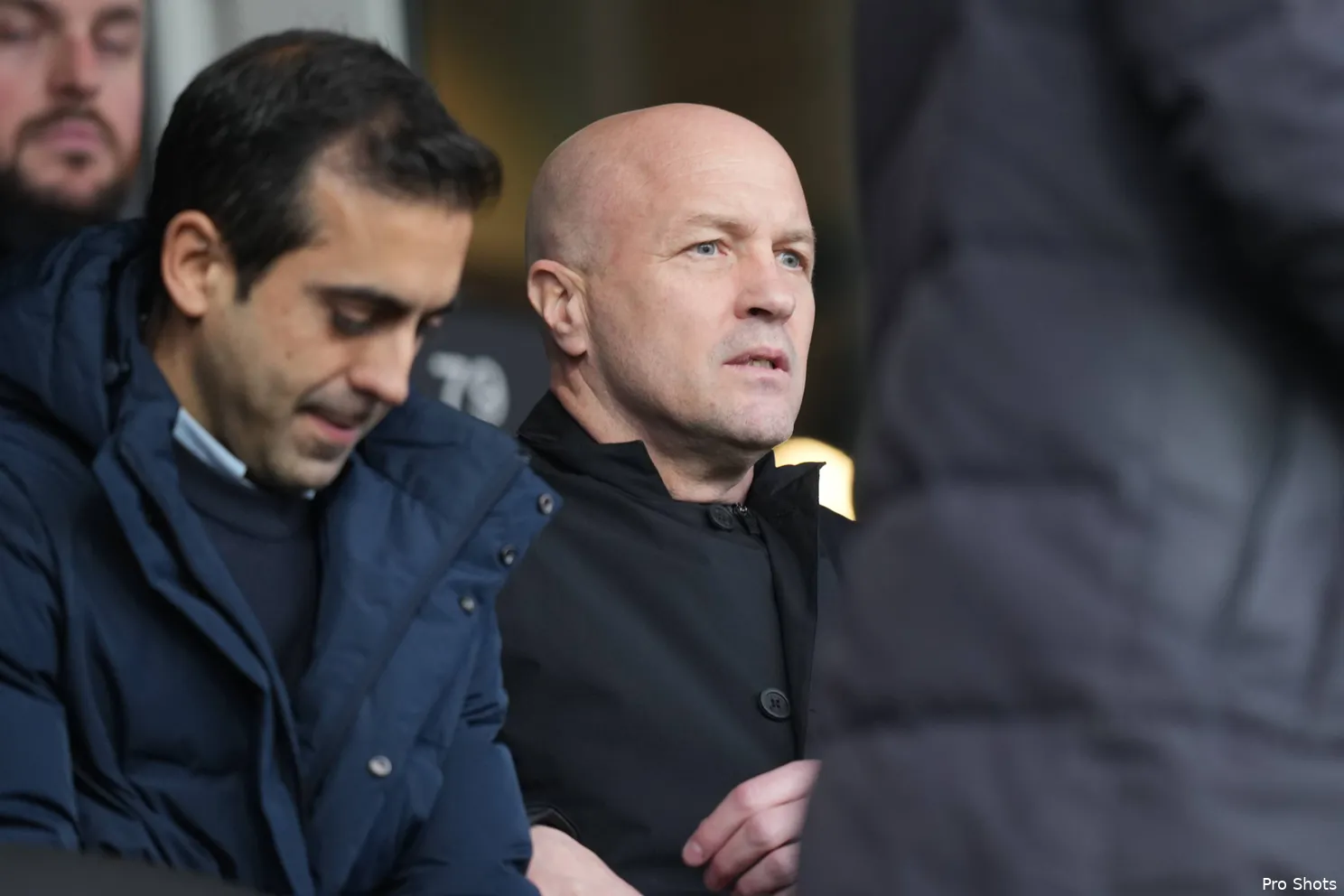 Rondom Ajax: Zinchenko, Paes, Cruijff en Lara aandachtig toeschouwer ...