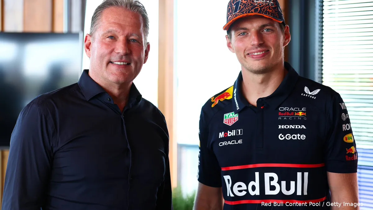 Jos Verstappen wil bocht naar zijn zoon laten vernoemen, Max stemt in: 'Als ik de bocht mag ...