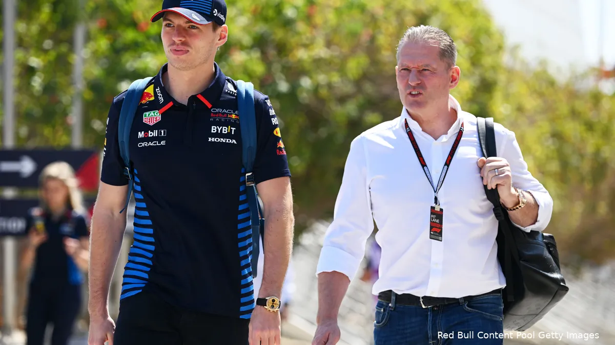 Jos Verstappen geconfronteerd met onbekende wereld tijdens gesprek met zoon Max: 'Wie is dat ...