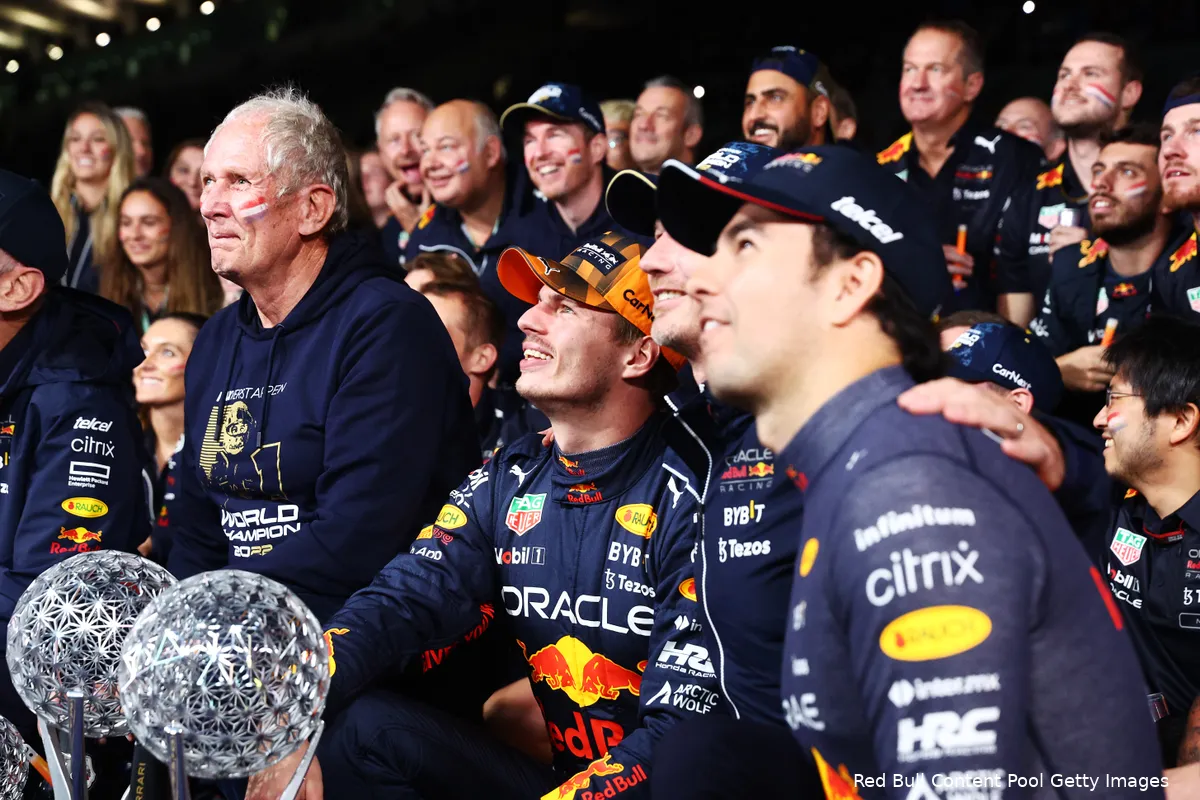 Red Bull kan dit weekend al kampioen worden als Mercedes het laat afweten, Verstappen moet ...
