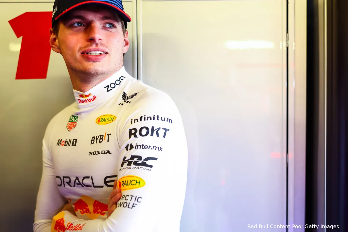 Formule 1-rijders kiezen Verstappen als beste autocoureur van het ...
