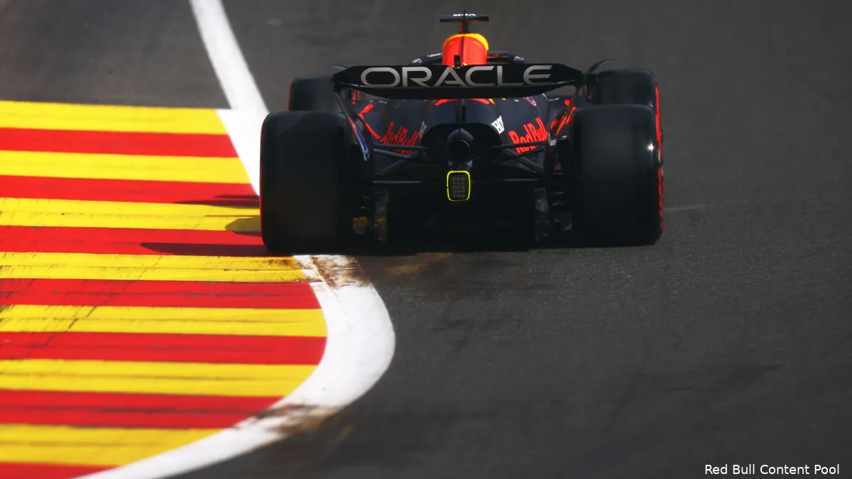 Red Bull grijpt in en vervangt onderdelen aan auto Max Verstappen ...