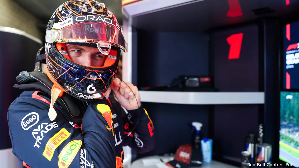 Max Verstappen staat lijnrecht tegenover Oscar Piastri na Sprintkwalificatie in België | GP33