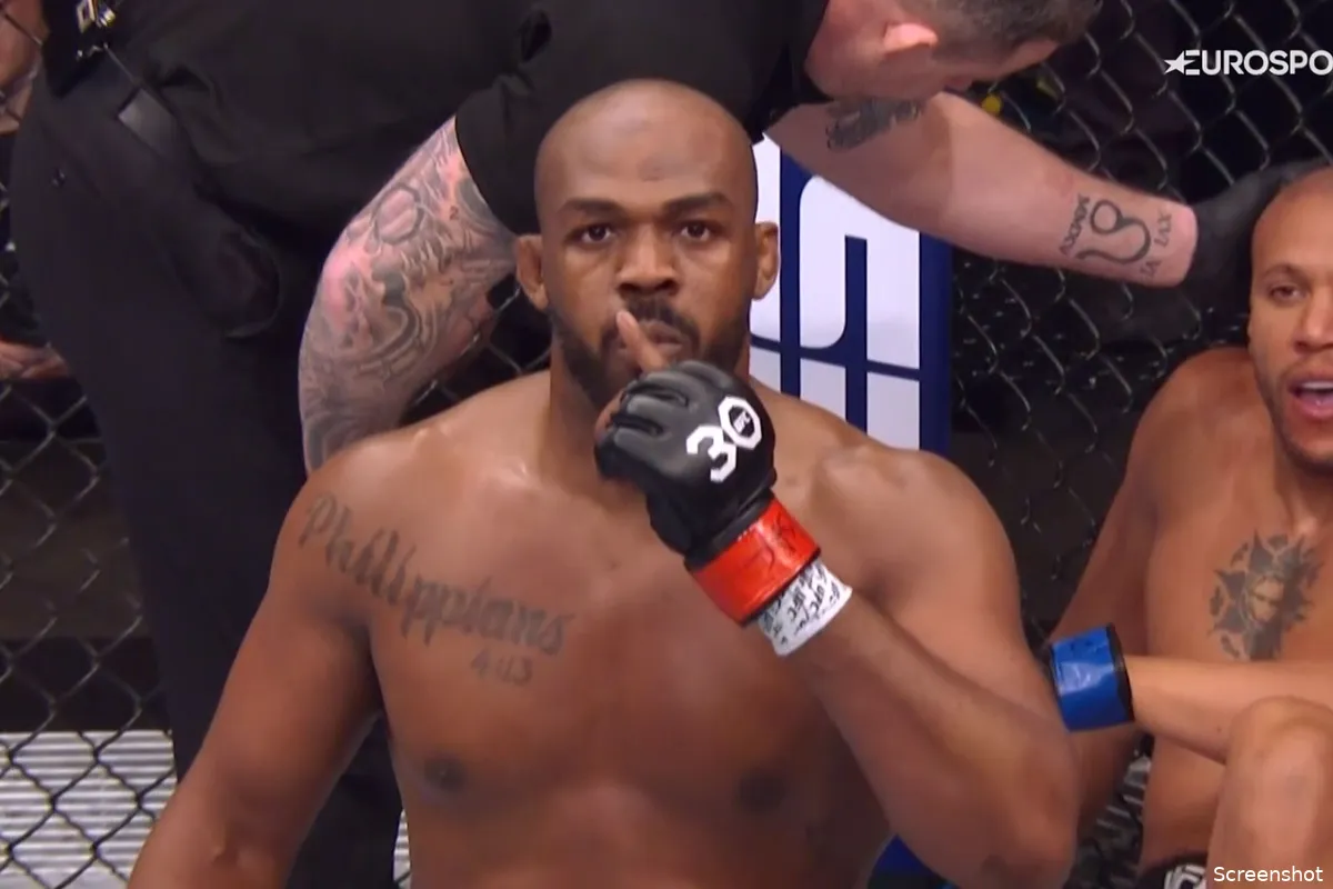 Leugenaar! Blessure UFC-ster Jon Jones is 'nep' en daar heeft hij zijn ...
