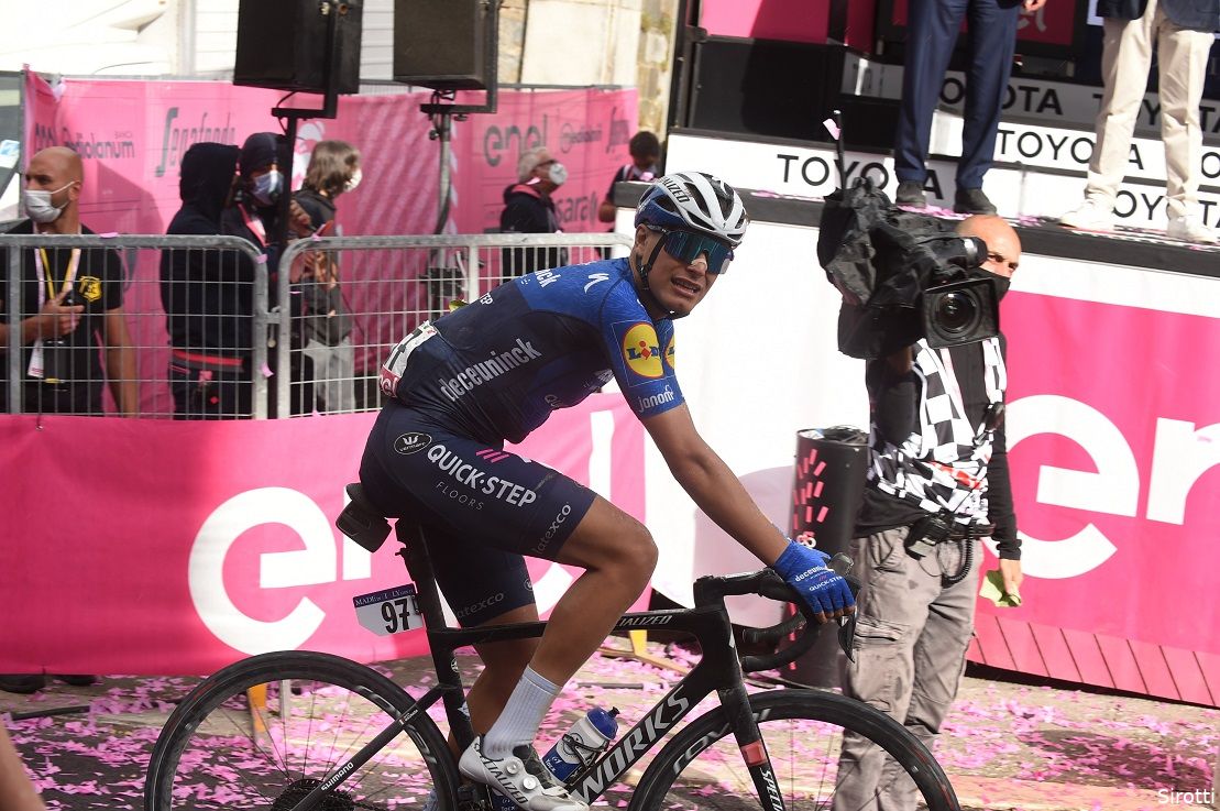 Masnada ziet Vuelta in gevaar komen door gebroken ruggenwervel