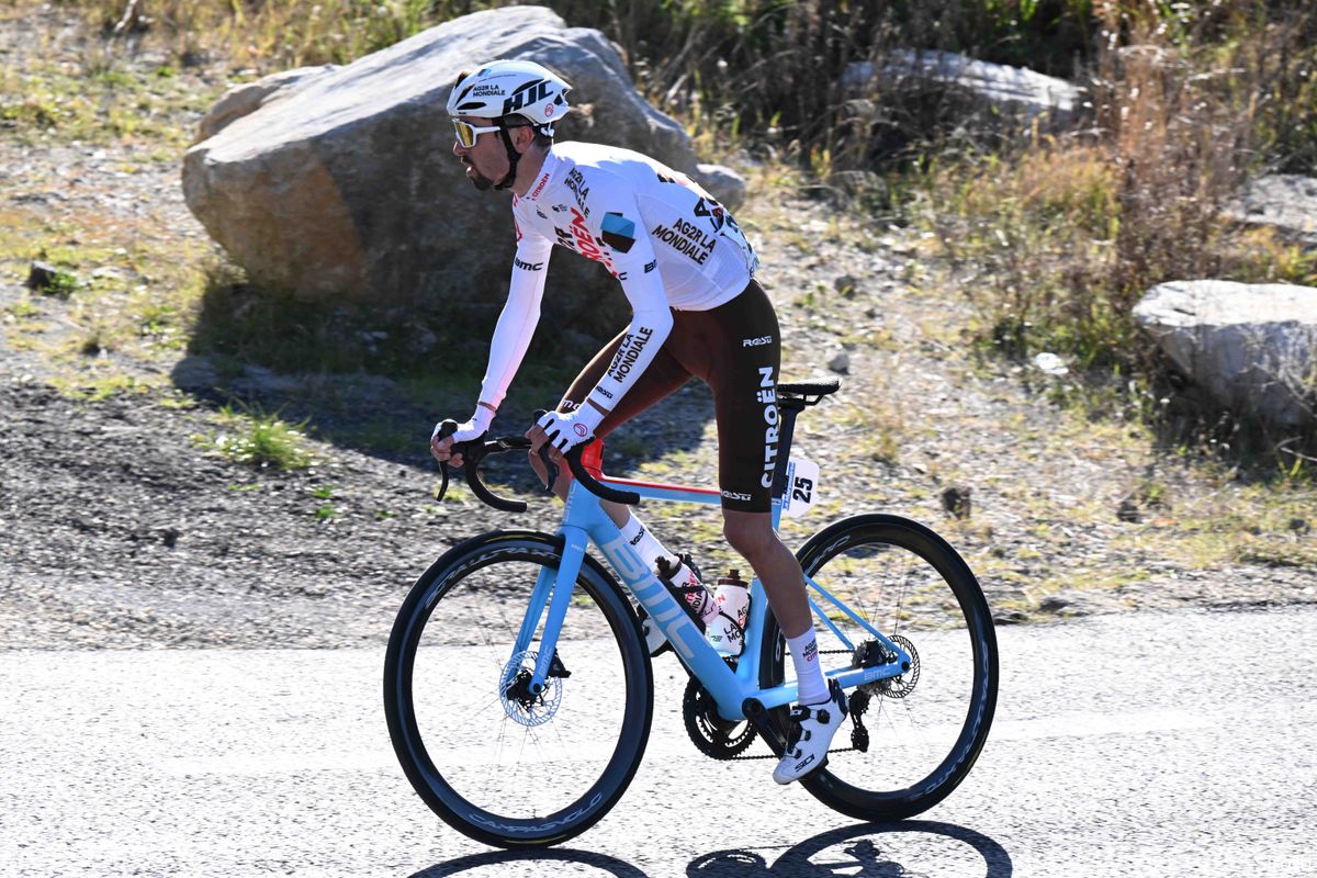 Paret-Peintre wil na etappe ook roze pakken: 'Als ik vrijdag een kans ...