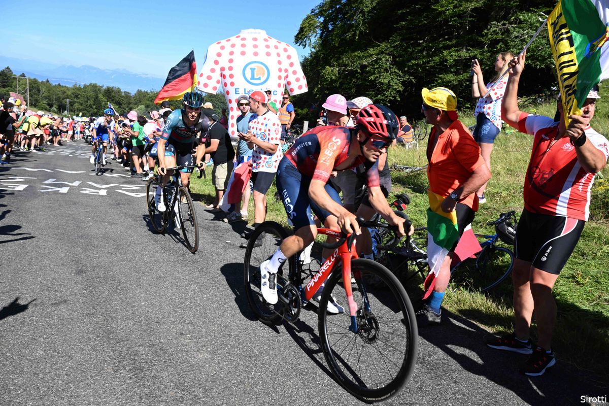INEOS ziet naast ritzege Kwiatkowski op 'hersteldag' ook sterke Pidcock ...