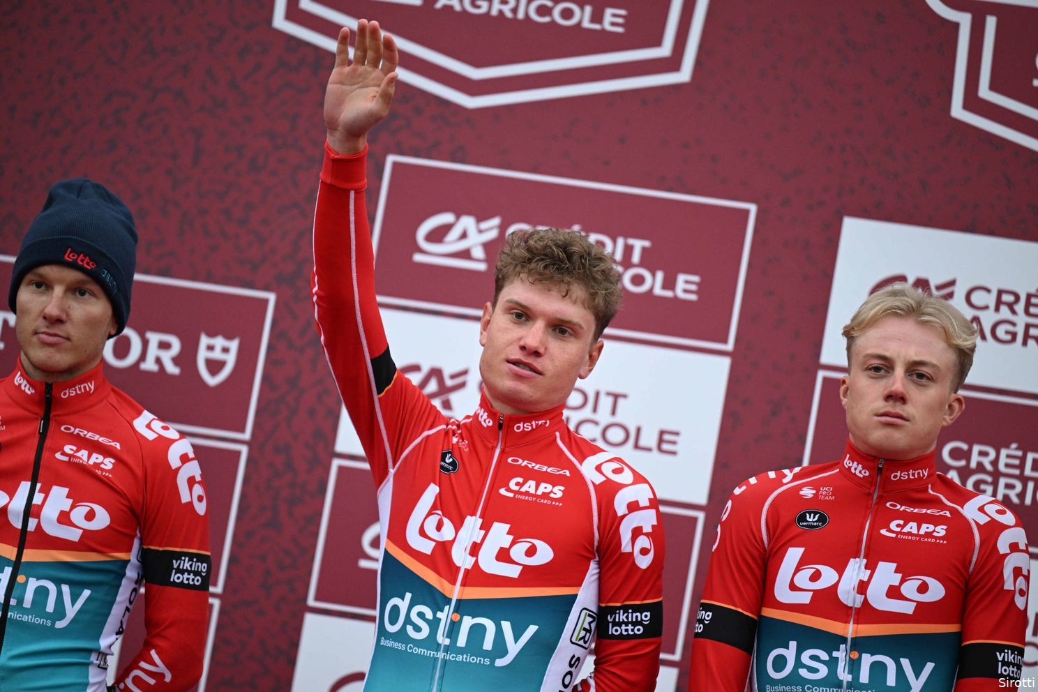 Lefevere trok aan de mouwen van Van Gils en Van Eetvelt: 'Lotto-Dstny zal weer zijn oudste ...