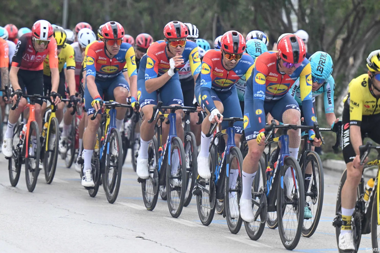 lidl trek jonathan milan