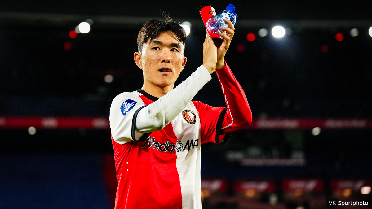 Hwang voelt zich thuis bij Feyenoord: ''Ik werd gelijk verliefd op de ...