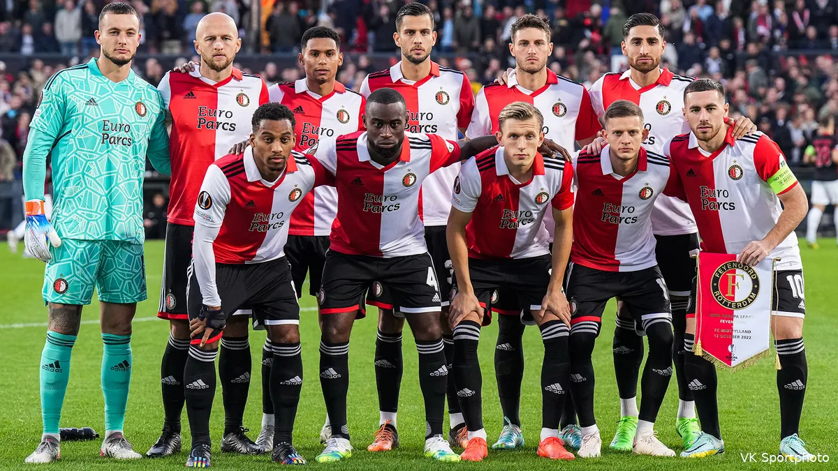 Feyenoord 1 en Feyenoord O21 spelen dinsdag oefenwedstrijd | FR12.nl