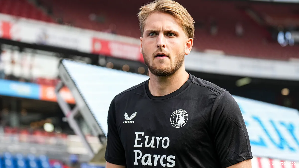 'Opruiming in selectie Feyenoord: Van Sas bereikt akkoord' | FR12.nl