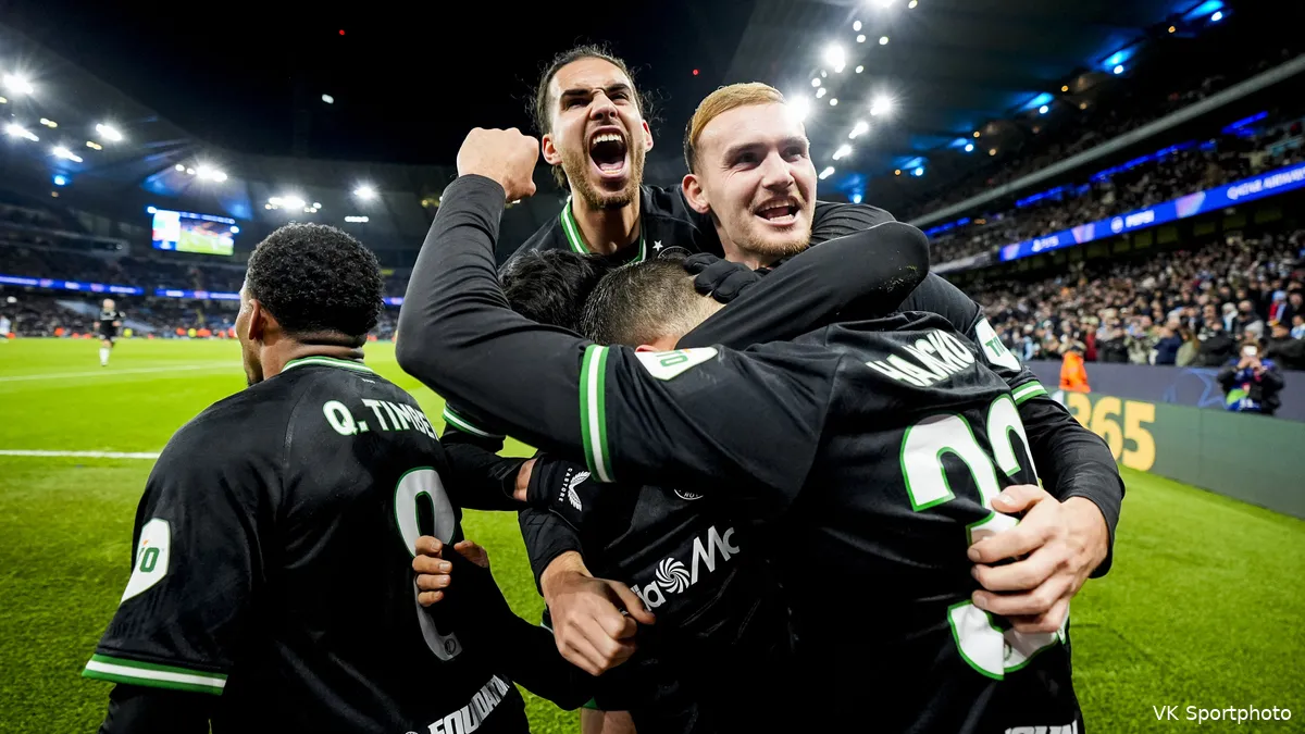 Feyenoord pakt punt na magistrale comeback tegen Manchester City | FR12.nl