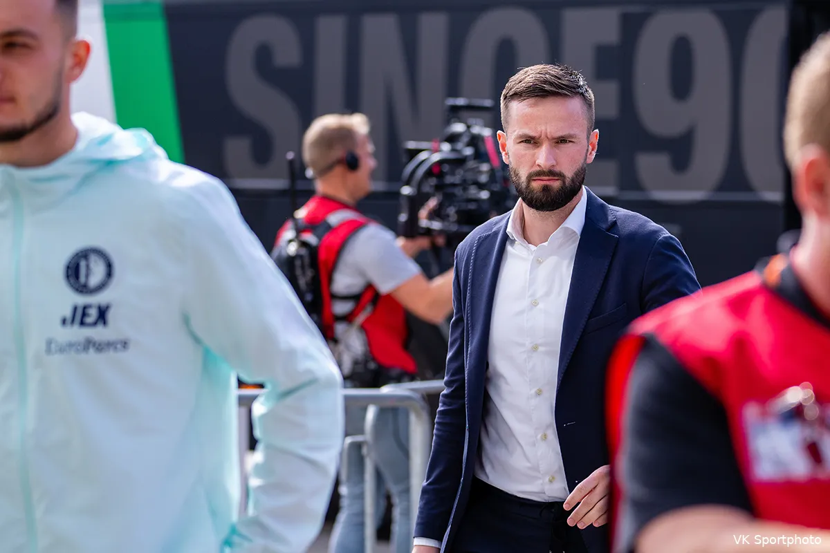 Teammanager Frank Boer over het proces rond nieuwe spelers | FR12.nl