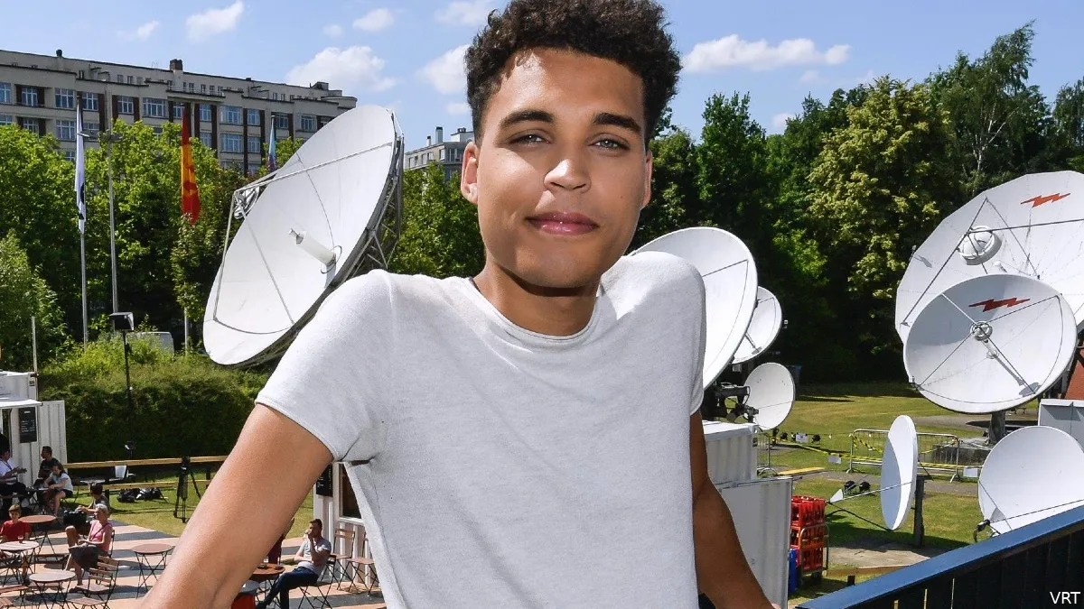 Eindelijk onthuld: "Zoveel gaat Aster Nzeyimana minimaal verdienen bij ...