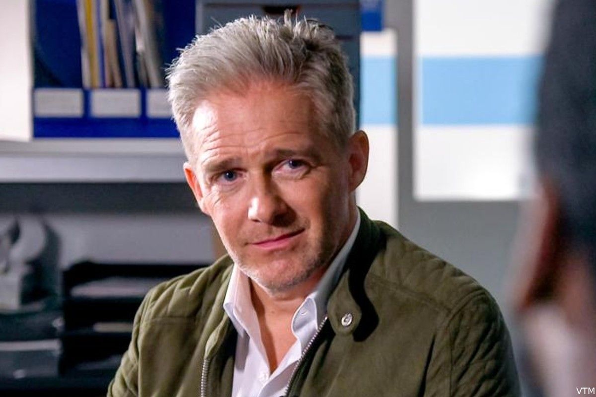 Christoff breekt uit het niets met platenfirma en legt geheimen bloot ...