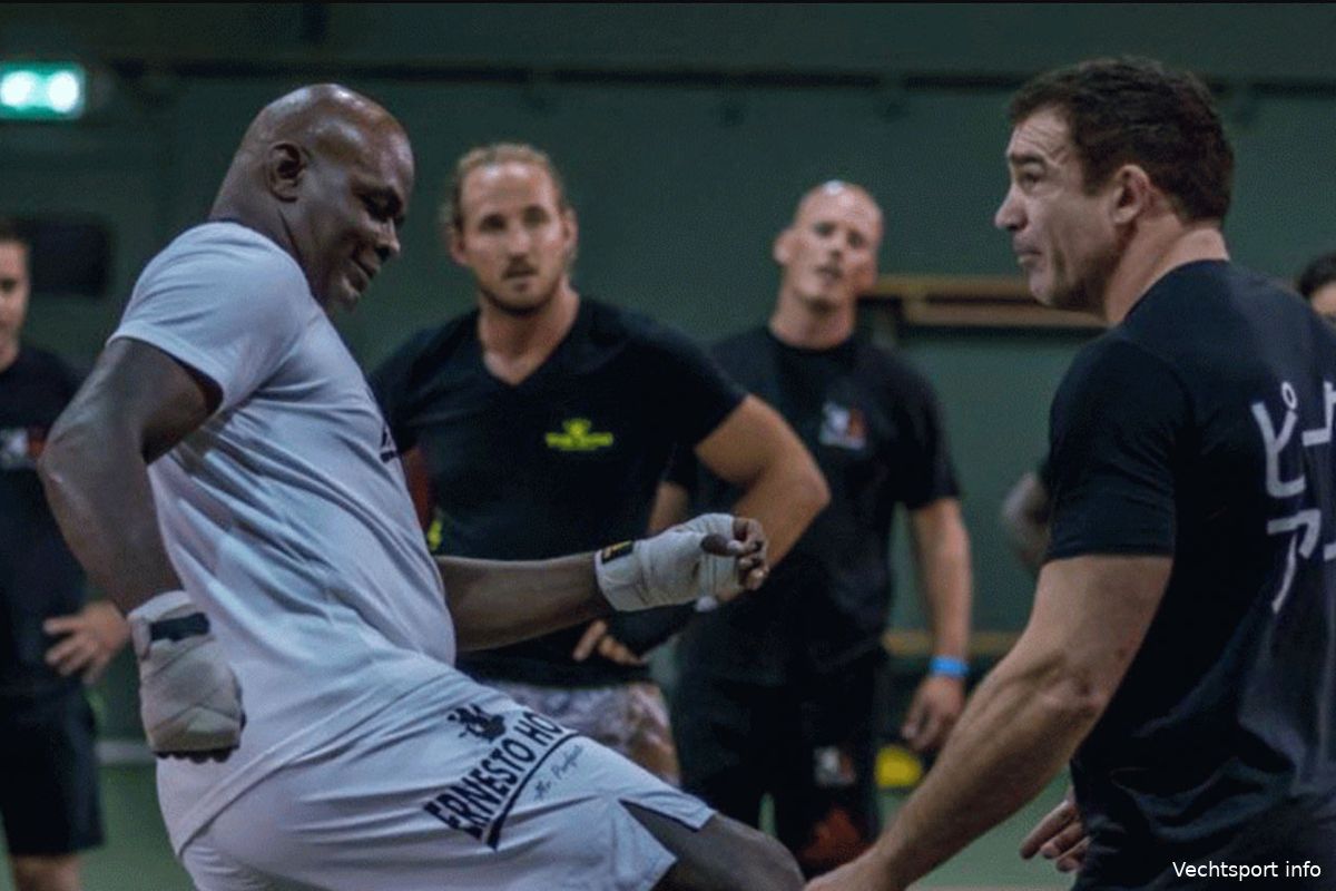 Kickbokslegende Ernesto Hoost (58) maakt comeback: 'Ik ga weer vechten'