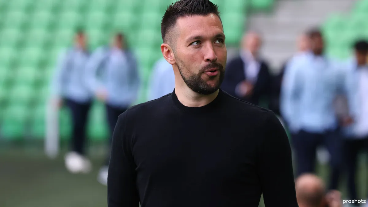 'Farioli heeft bedenkingen bij wens van Ajax-directie, kans steeds kleiner dat hij blijft'