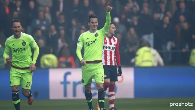 Milik ziet Poolse jeugdtrainer als vader