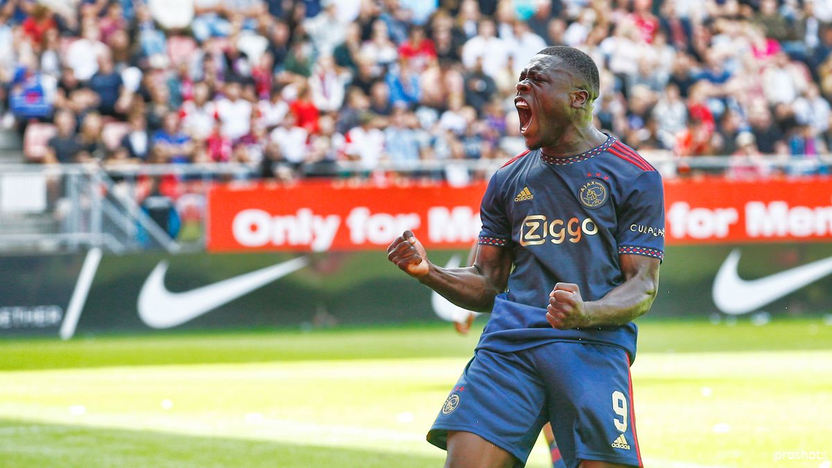 Brobbey: 'Ik denk wel dat ik het ver kan schoppen bij Ajax'