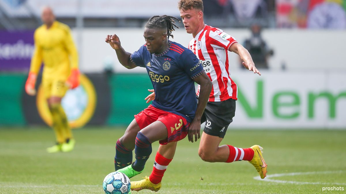 NB: 'Timber en Bassey kunnen een fantastisch centraal duo worden'