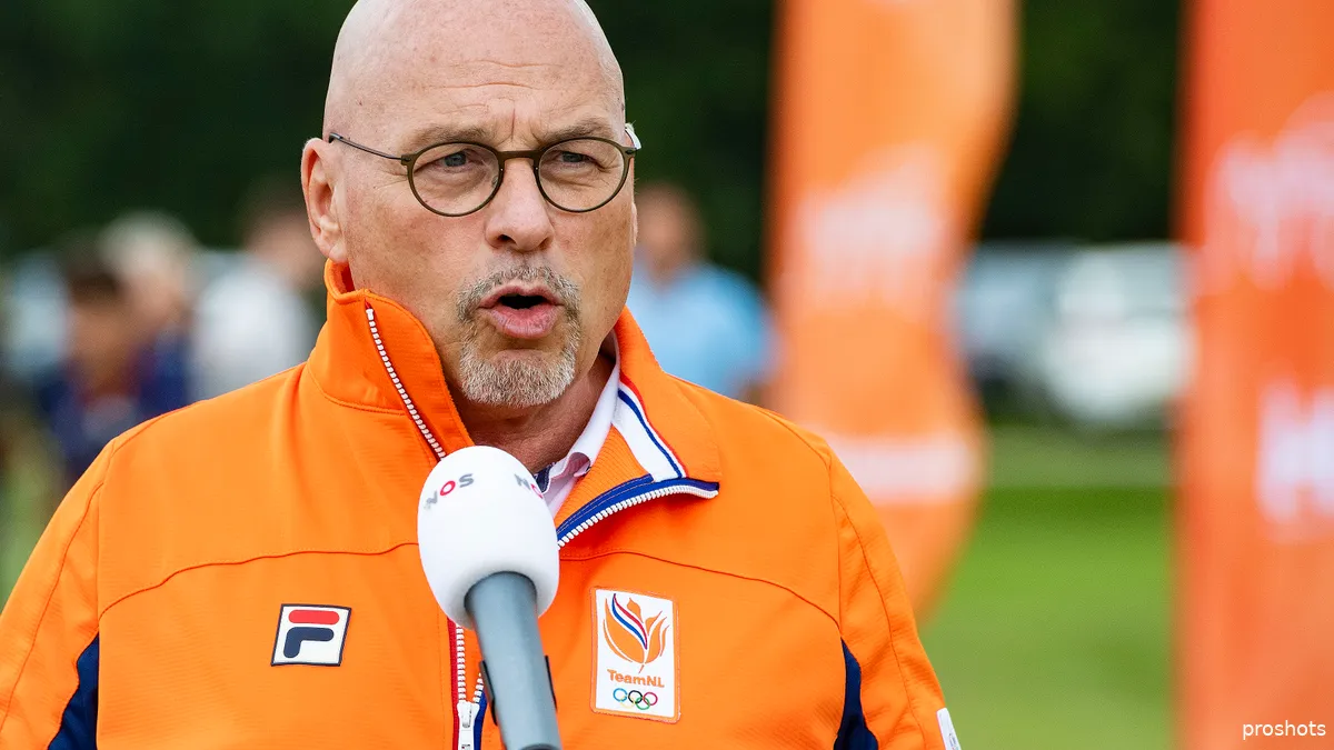 'RvC Ajax zet in op Hendriks als rechterhand Van der Sar'