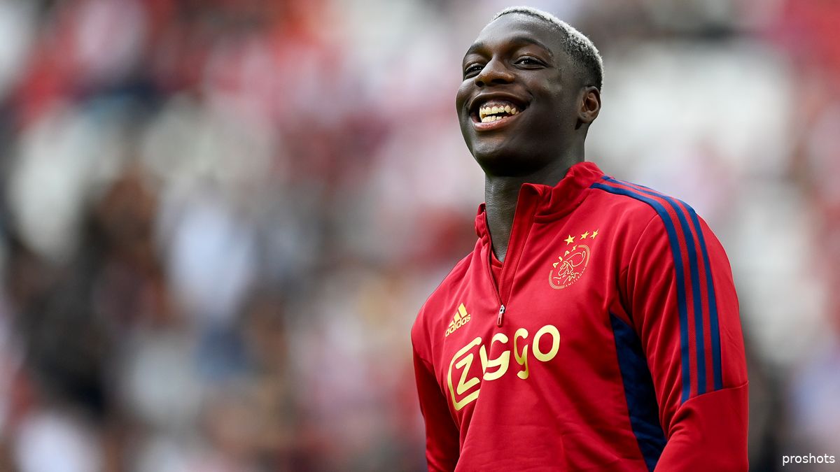 Ajax maakt transfer Daramy naar Stade Reims wereldkundig