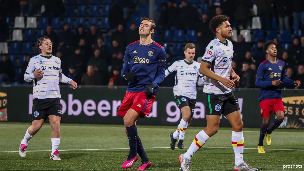Jong Ajax wint weer niet en zet reeks zonder overwinning voort