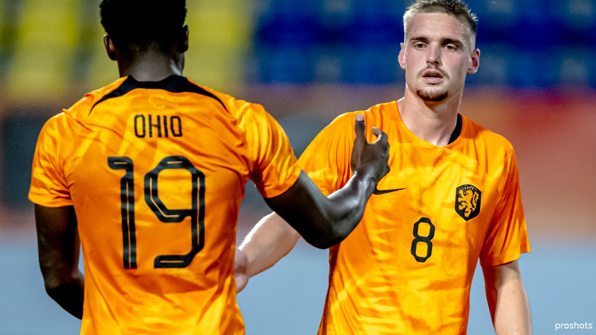 Taylor belangrijk met assist tijdens overtuigende zege Jong Oranje