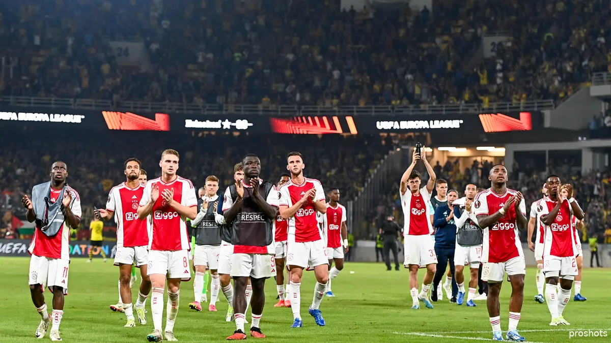 Kwakman ziet wanorde bij Ajax: 'Ze communiceren niet goed met elkaar'
