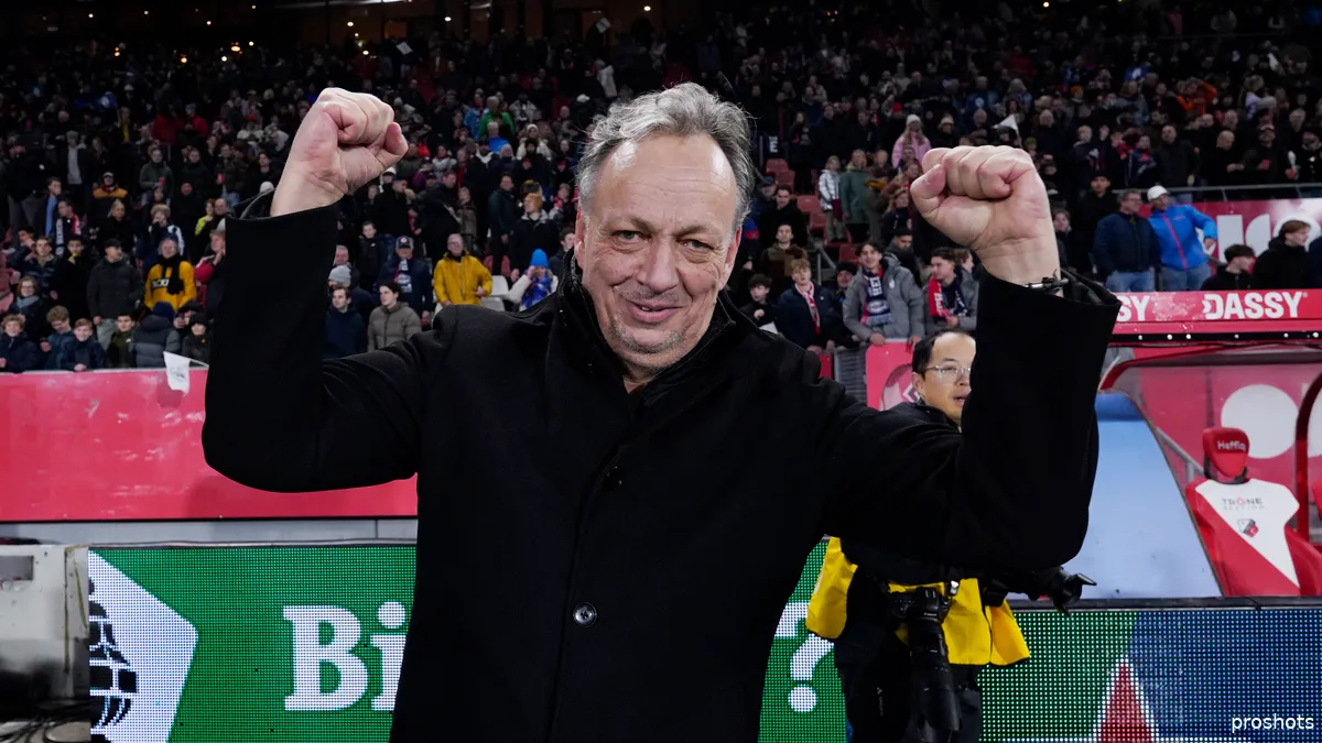 Hercules-trainer Van der Kooij grijnst: 'Wist dat Ajax niet zo goed was'